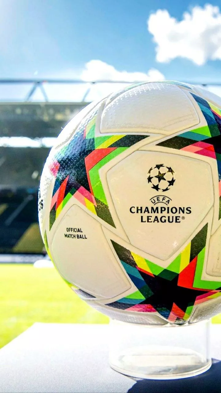 UCL Ball Wallpapers - Wallpaper Cave