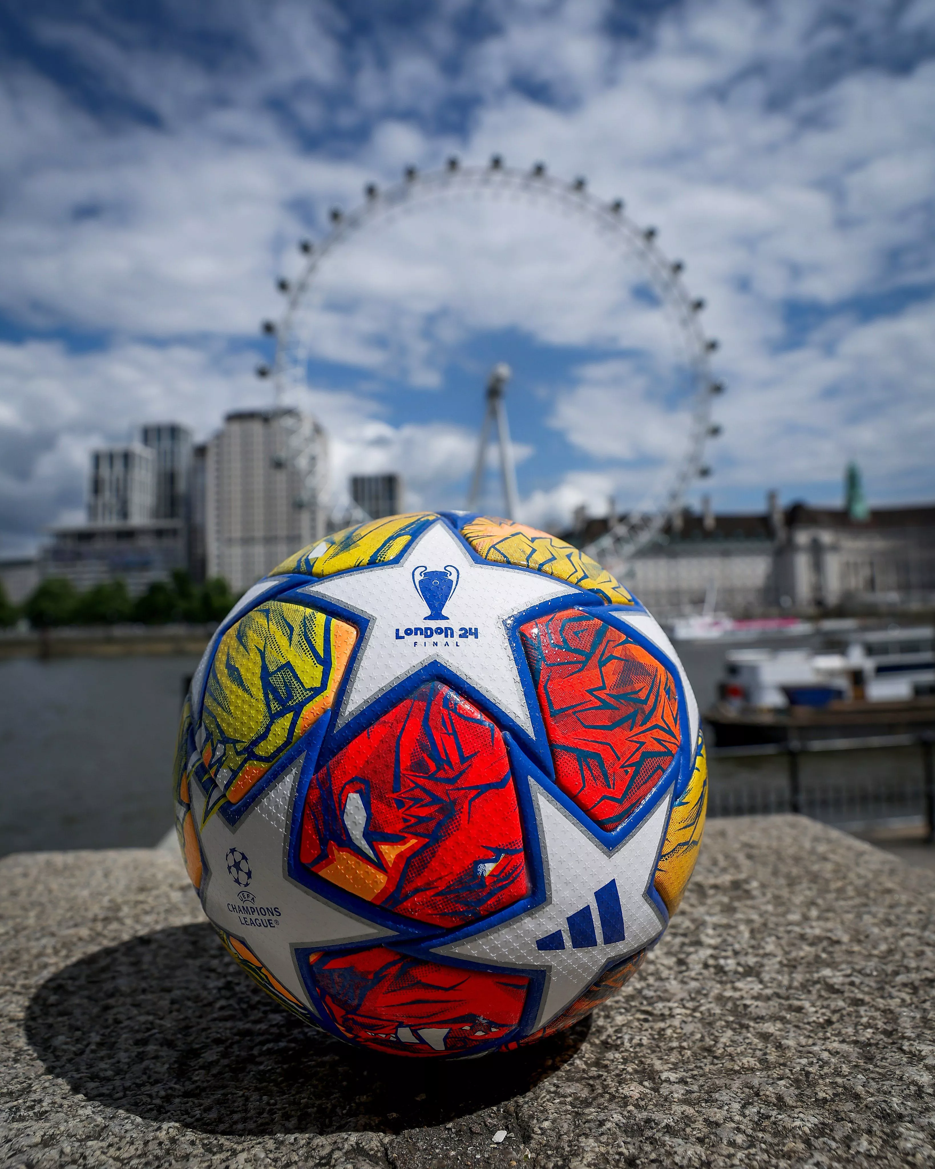 UCL Ball Wallpapers - Wallpaper Cave