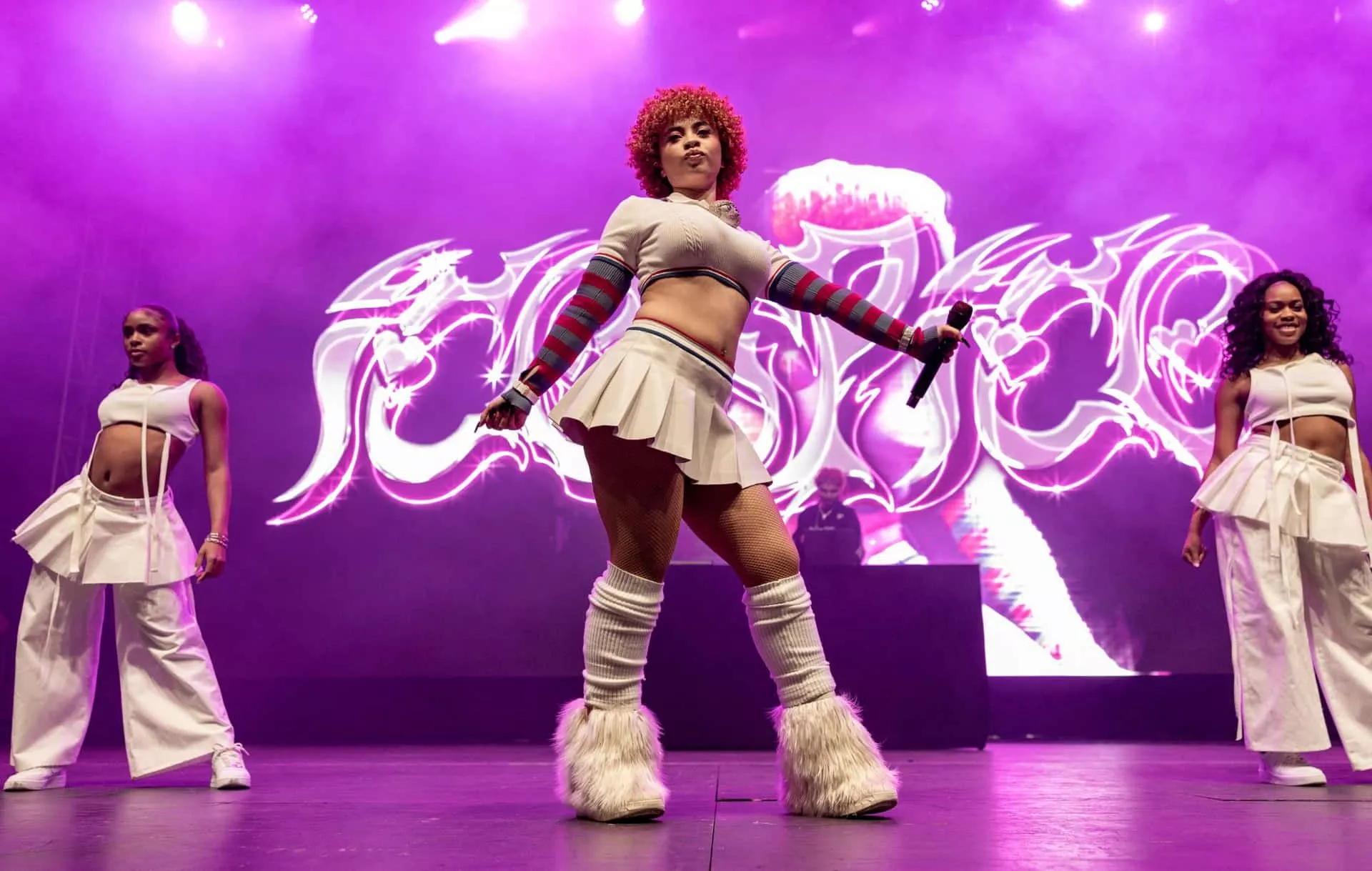 Ice Spice Pink Wallpapers - Wallpaper Cave