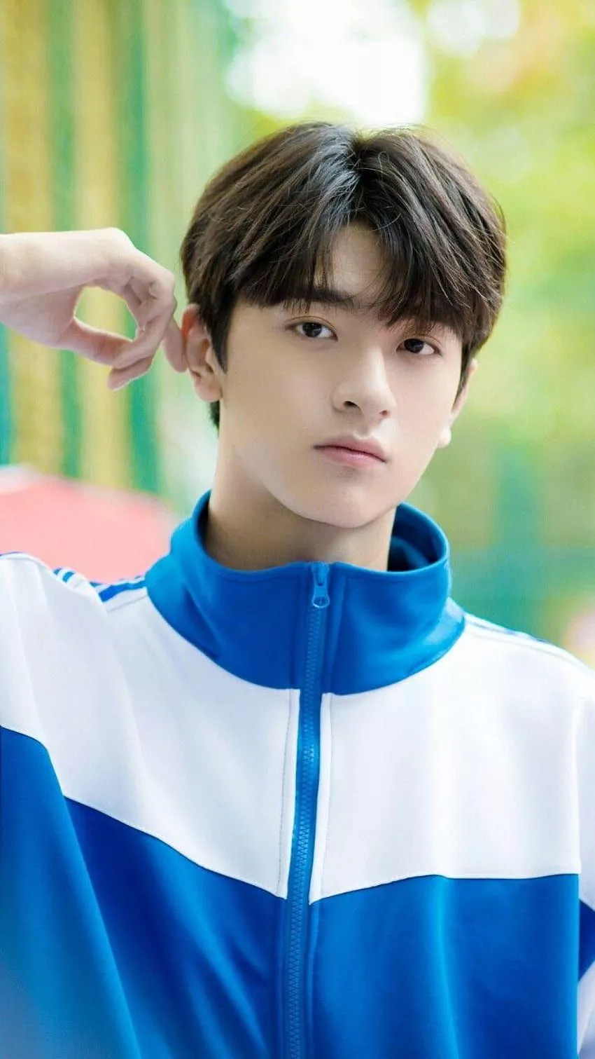 Lin Yi HD Wallpapers - Wallpaper Cave