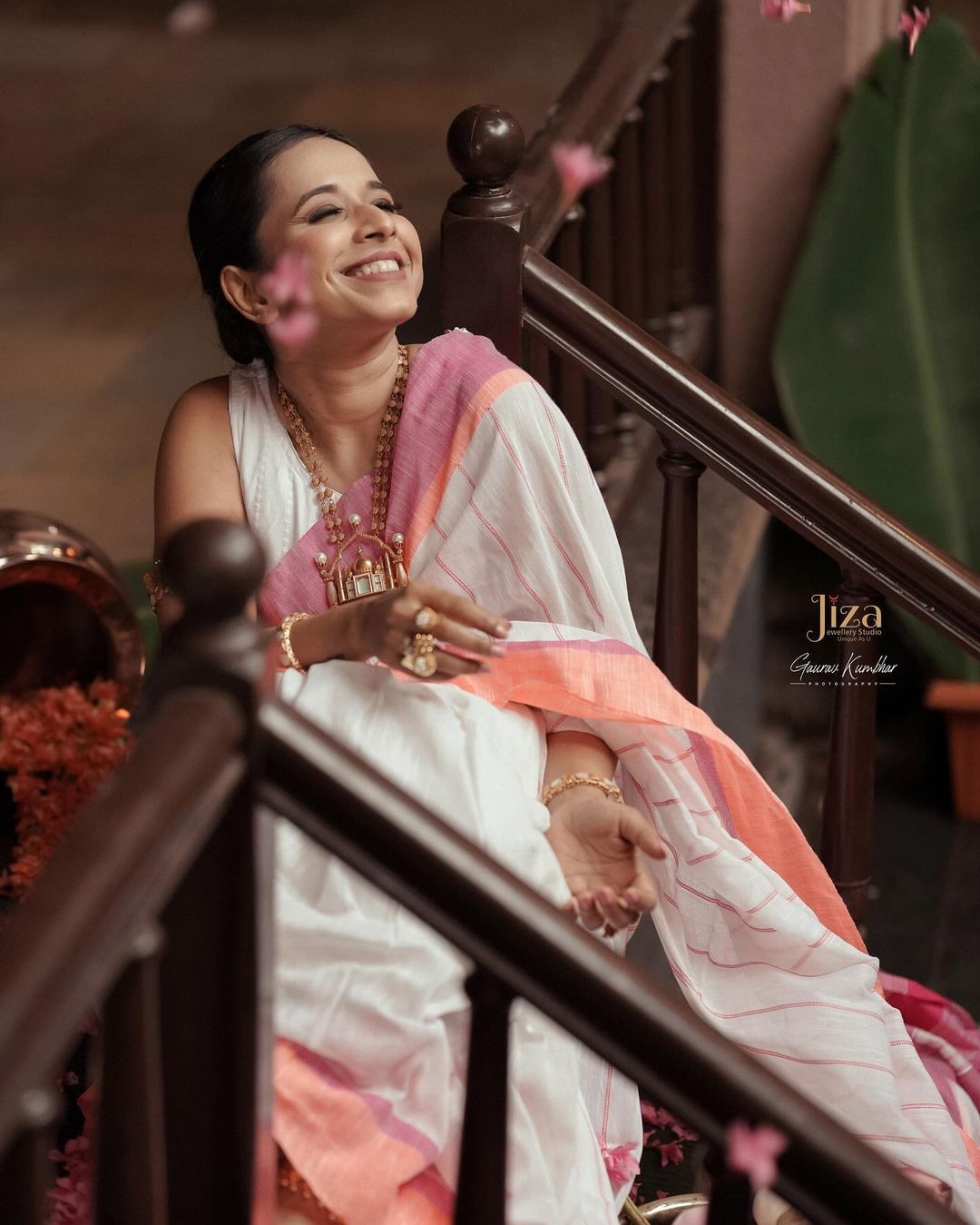 Shreya Bugde Wallpapers - Wallpaper Cave