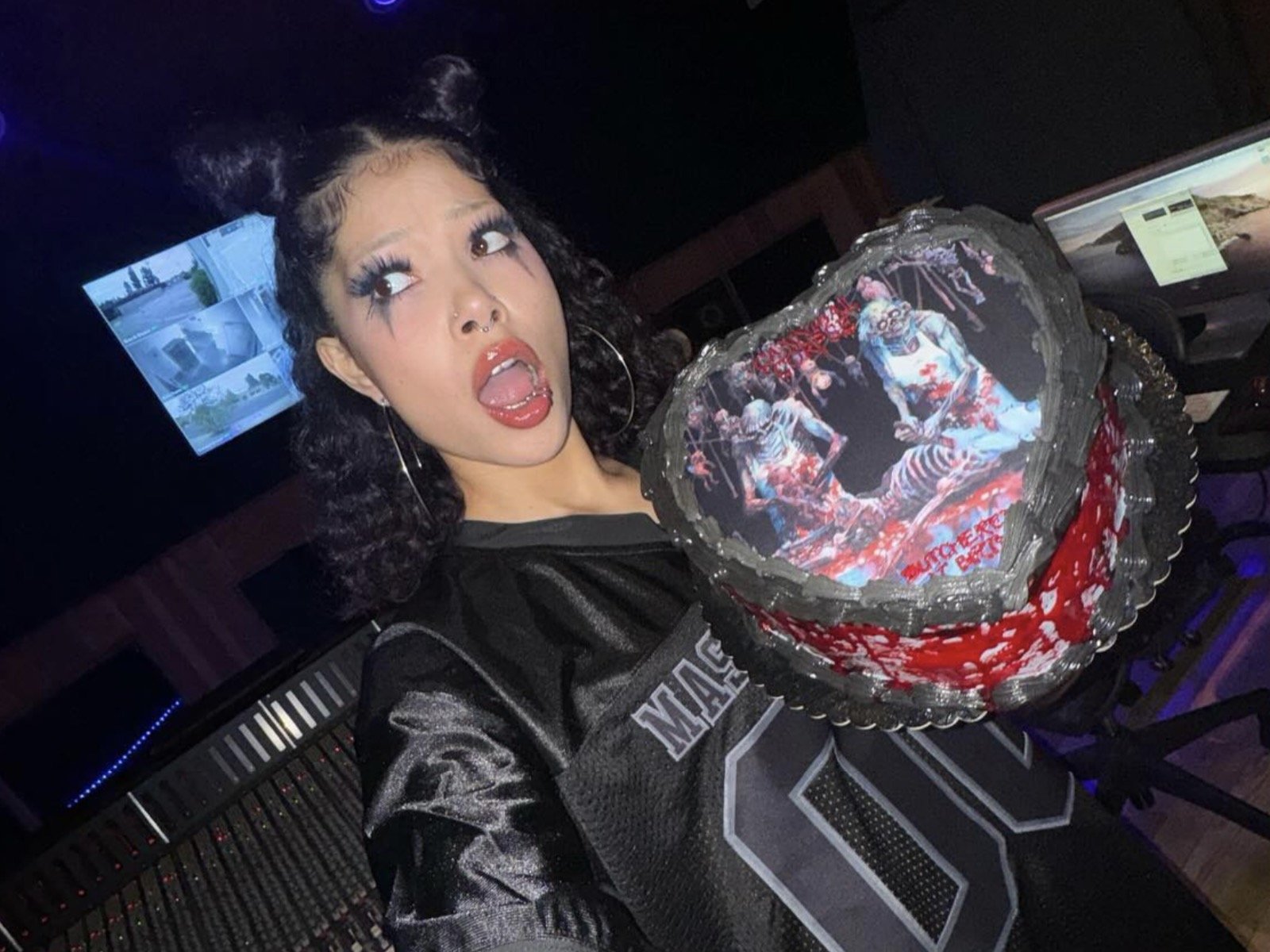 Molly Santana Wallpapers - Wallpaper Cave