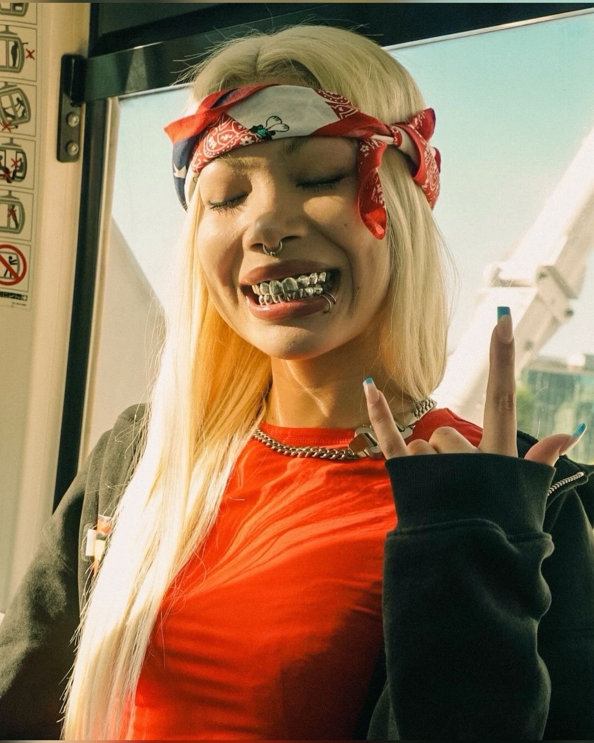 Molly Santana Wallpapers - Wallpaper Cave