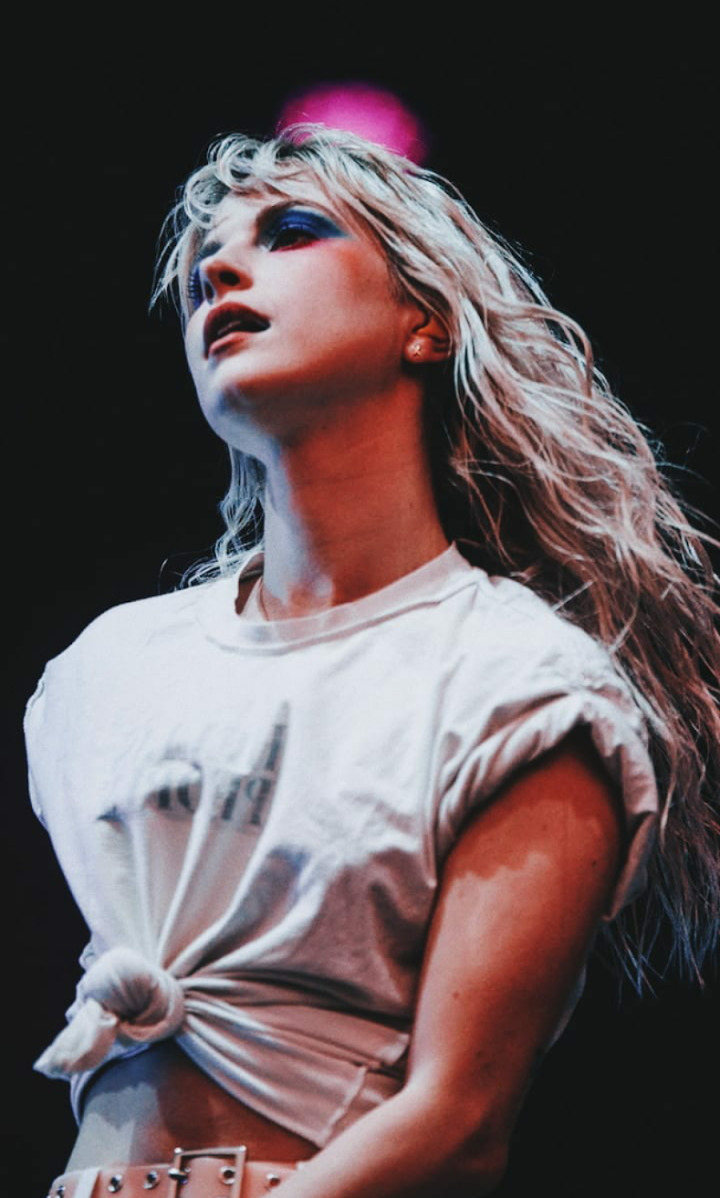 Hayley Williams Cute Wallpaper