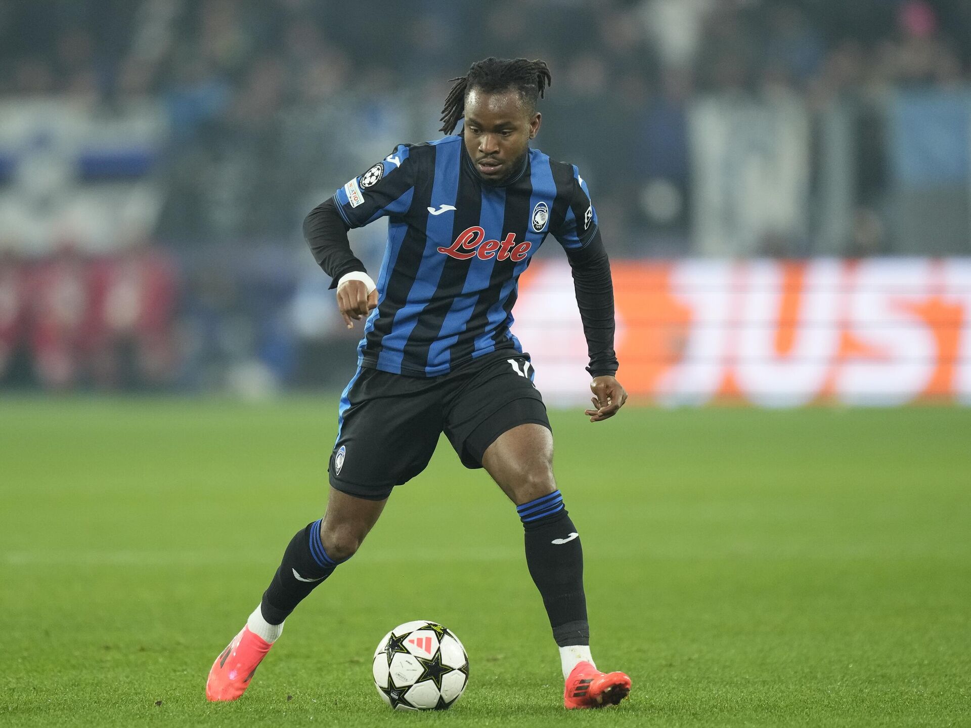 Ademola Lookman Wallpapers - Wallpaper Cave