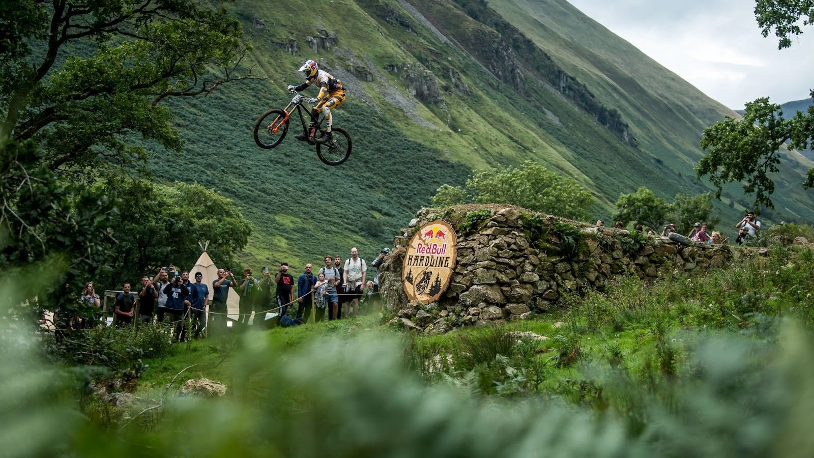 Red Bull Hardline Wallpapers - Wallpaper Cave