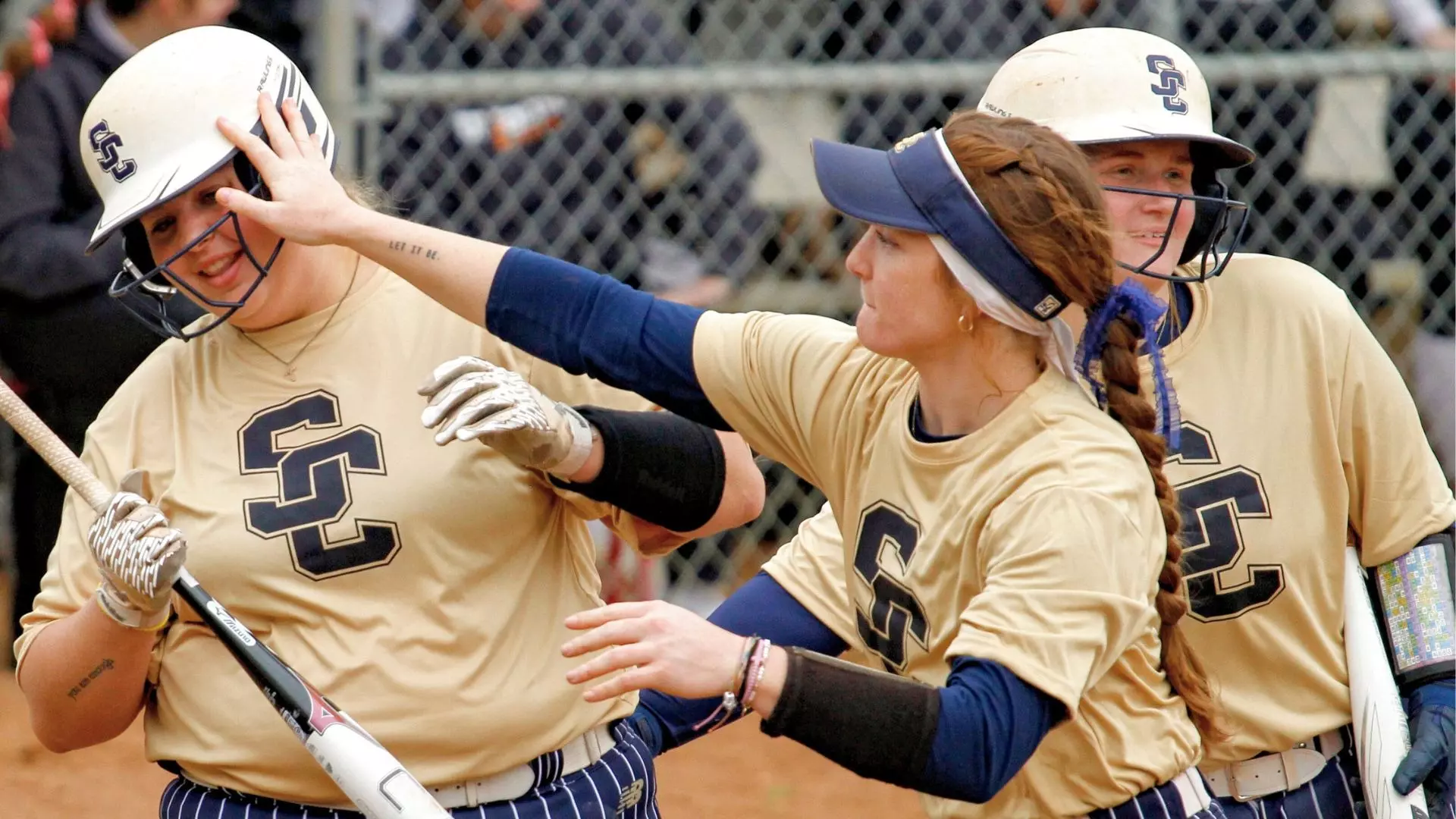 Softball Desktop Wallpapers - Wallpaper Cave