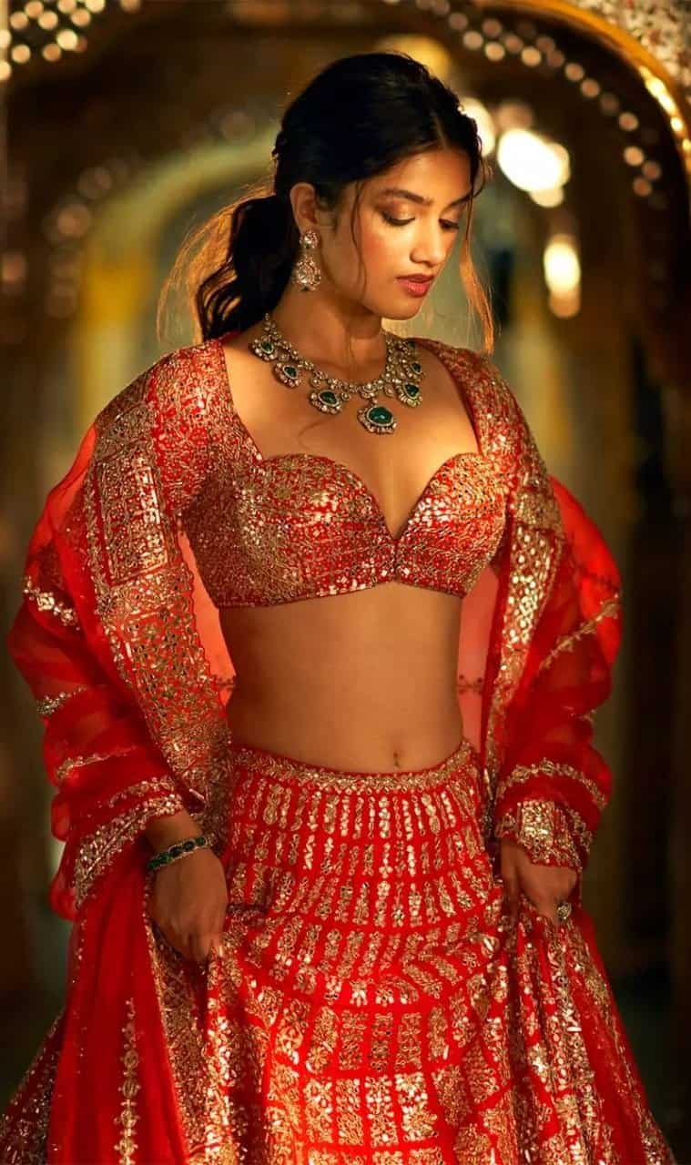 Bhagyashri Borse Wallpapers - Wallpaper Cave