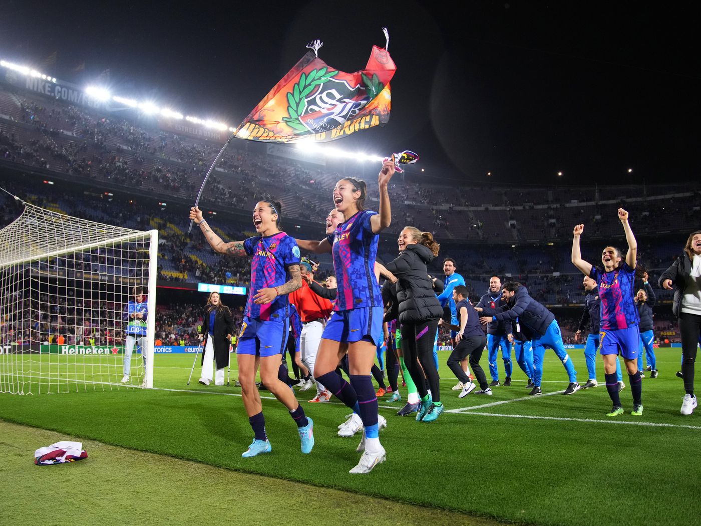 Mapi León Computer Wallpapers - Wallpaper Cave