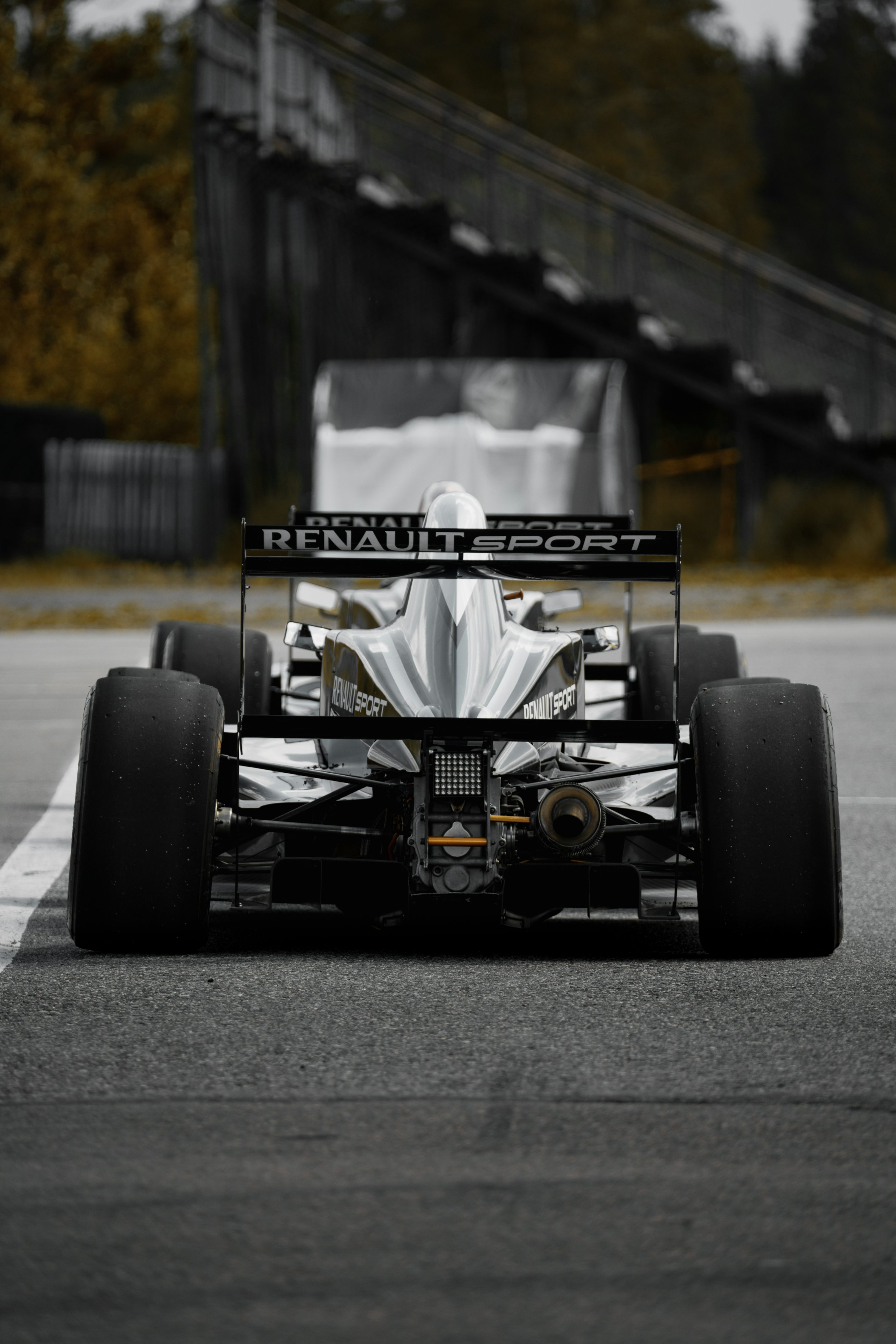 Black F1 Wallpapers - Wallpaper Cave