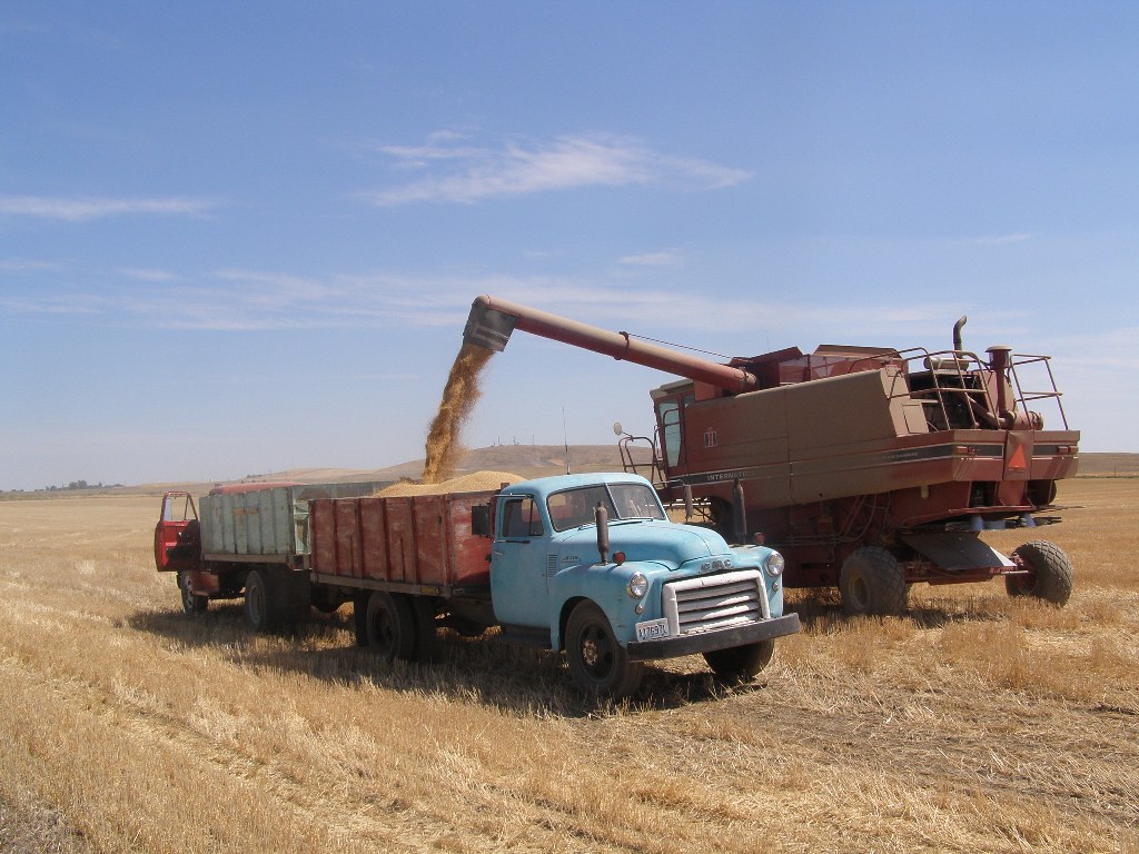 Harvesting Trucks Wallpapers - Wallpaper Cave