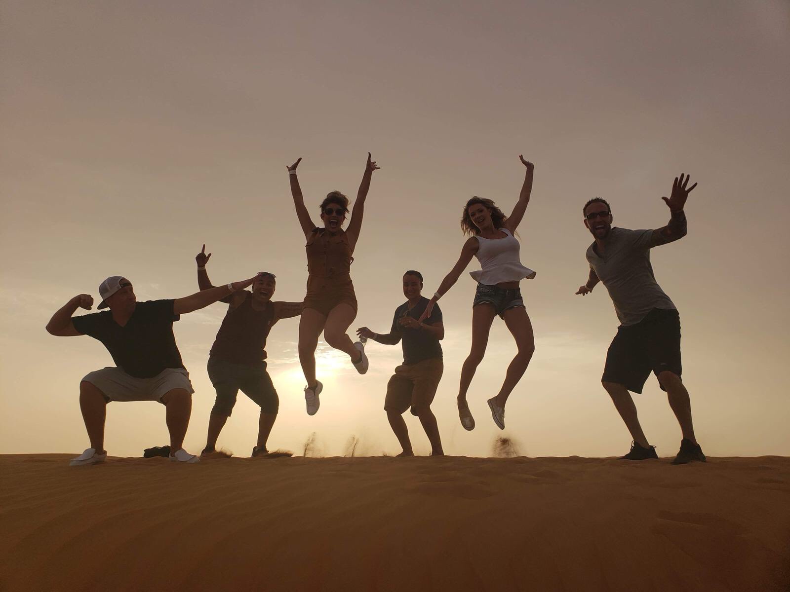 Six Friends Wallpapers - Wallpaper Cave