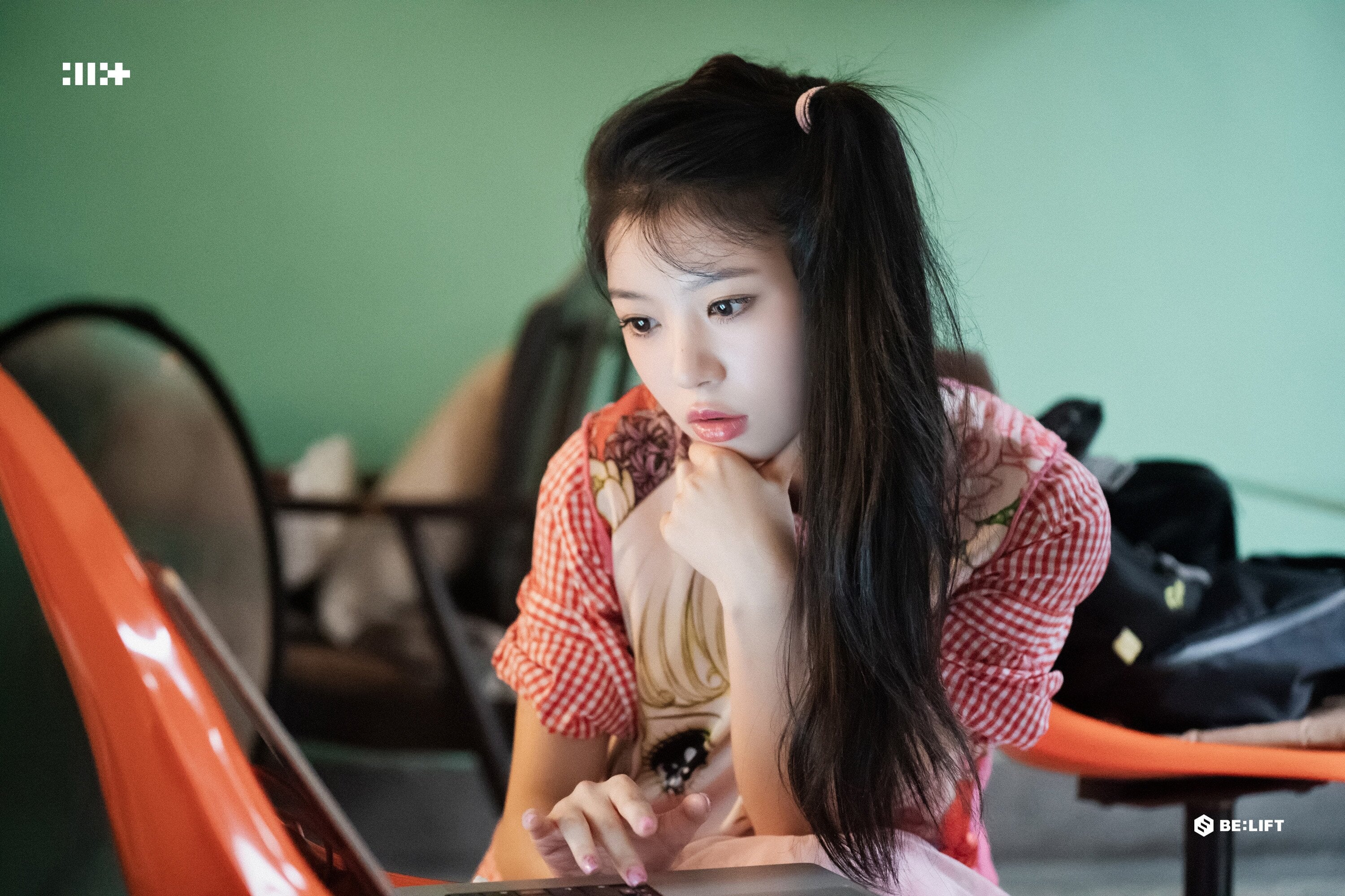 Illit Desktop Wallpapers - Wallpaper Cave