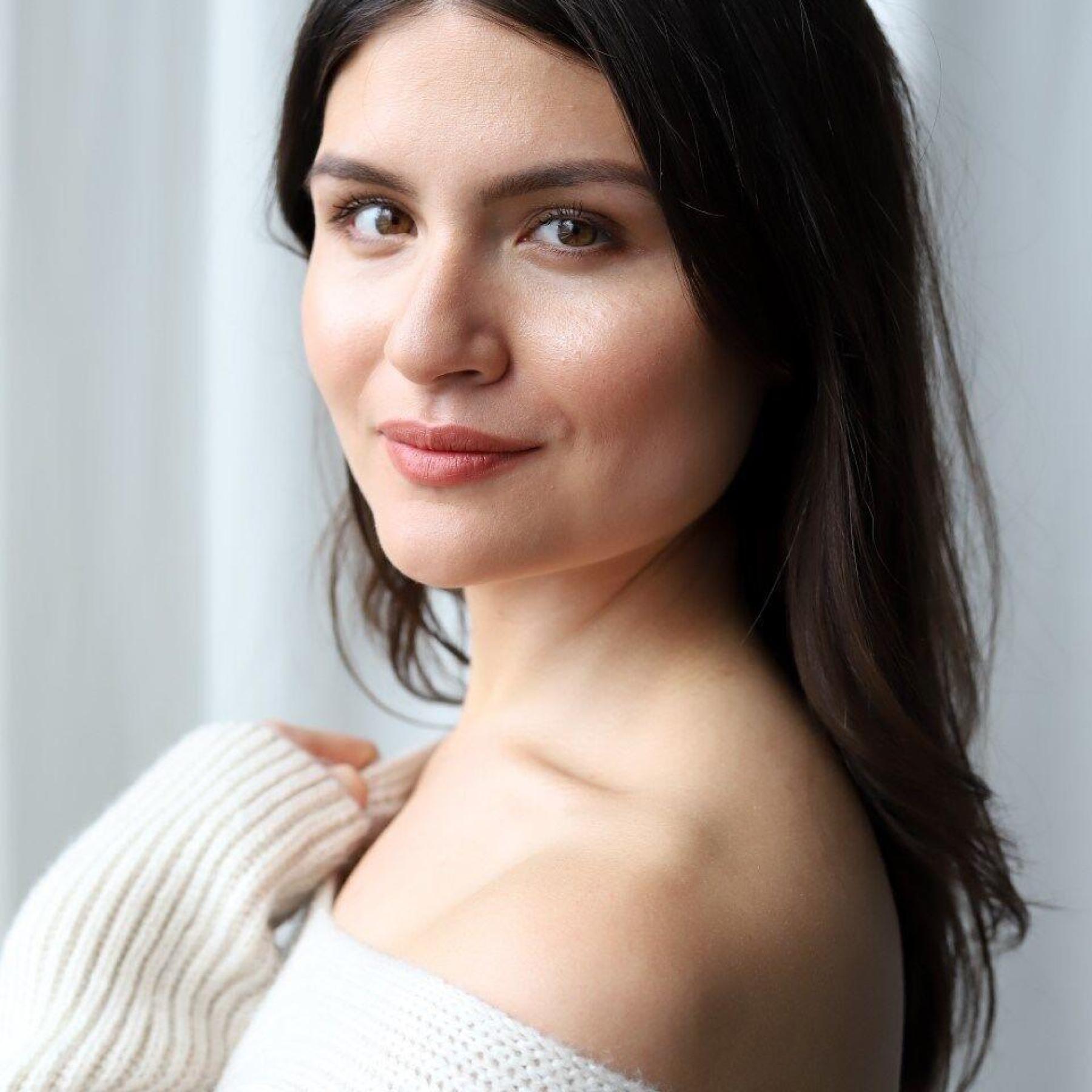 Phillipa Soo Wallpapers - Wallpaper Cave