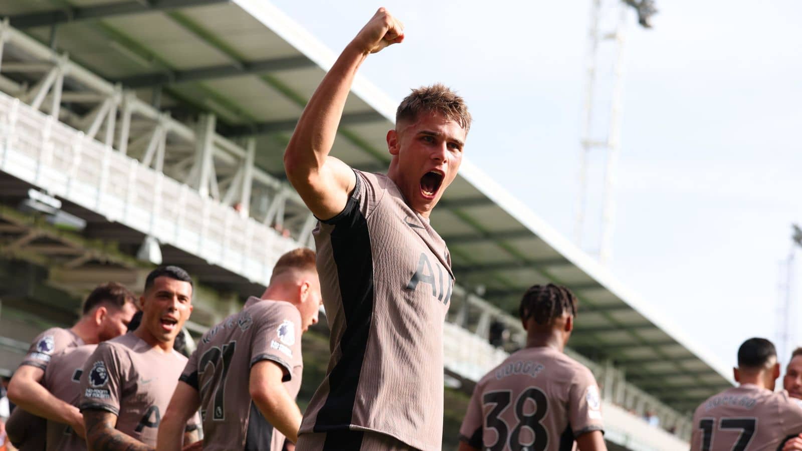 Micky Van De Ven Wallpapers - Wallpaper Cave