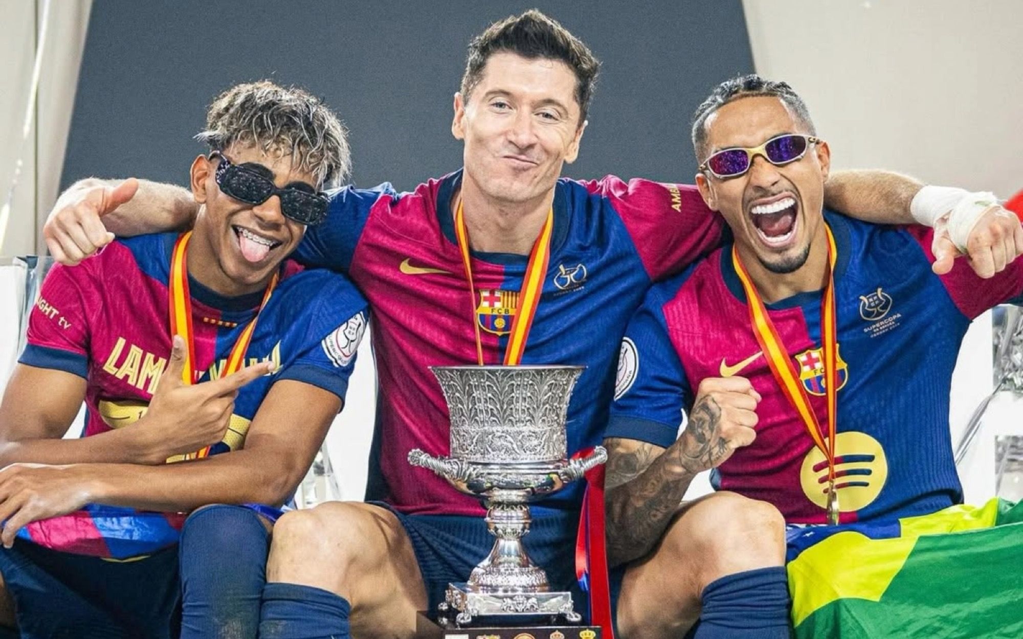 Lamine Yamal Glasses Wallpapers - Wallpaper Cave