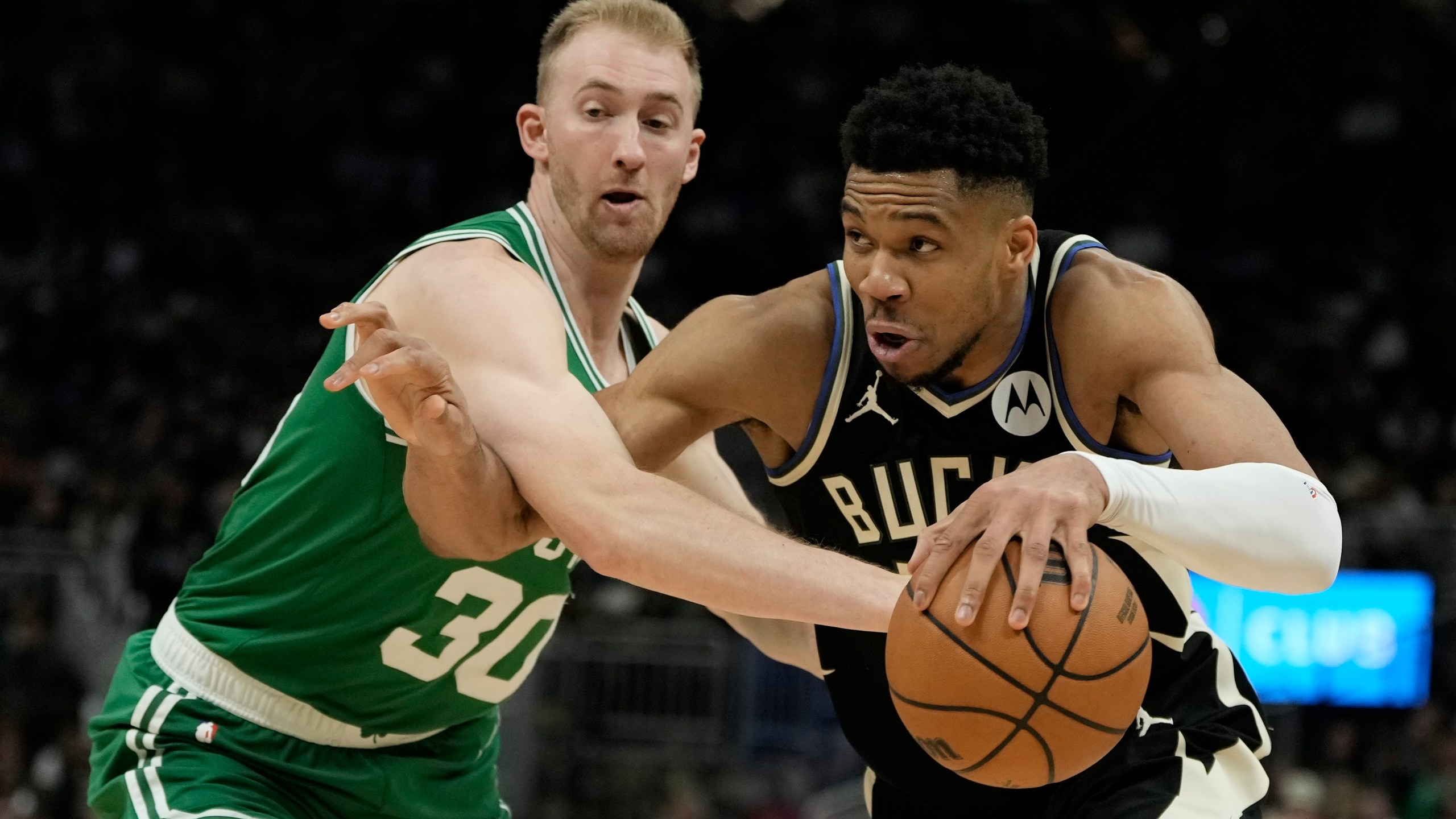 Damian Lillard And Giannis Antetokounmpo Wallpapers - Wallpaper Cave