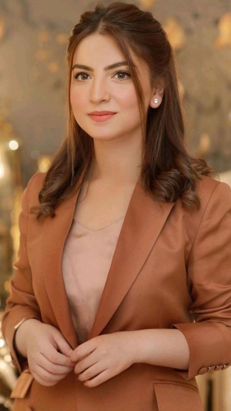 Dananeer Mobeen Wallpapers - Wallpaper Cave