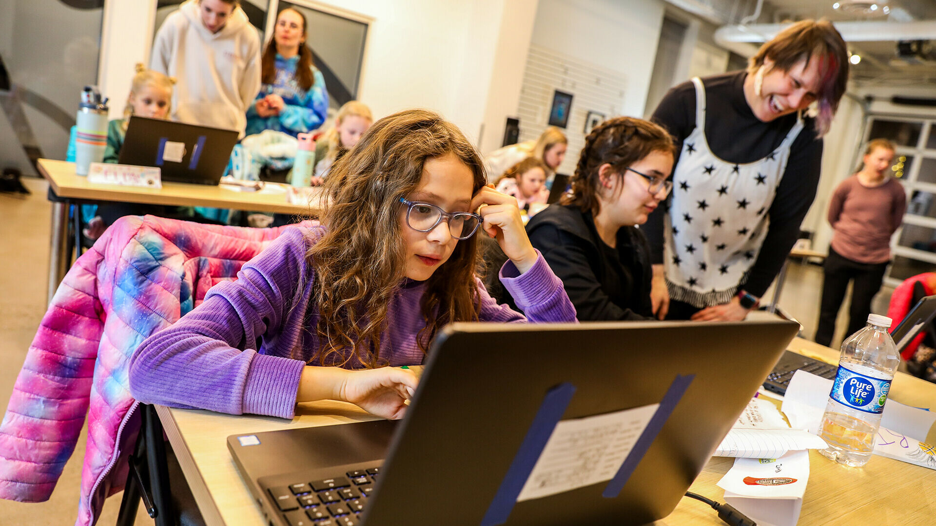 Coder Girl Wallpapers - Wallpaper Cave