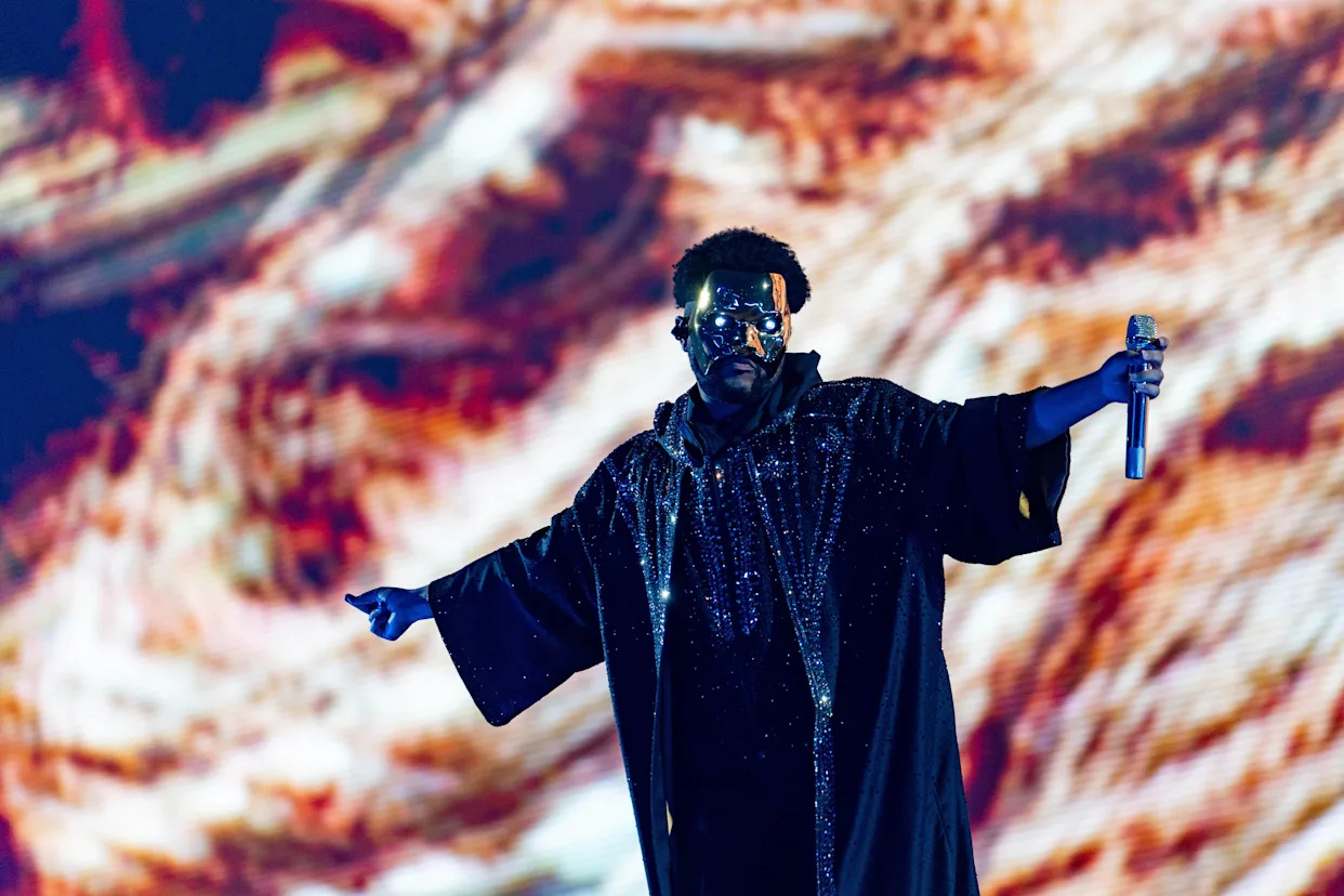 The Weeknd 2025 Wallpapers - Wallpaper Cave