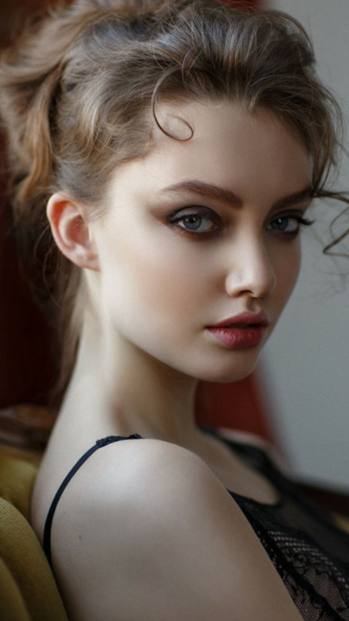 Woman Face Wallpapers - Wallpaper Cave