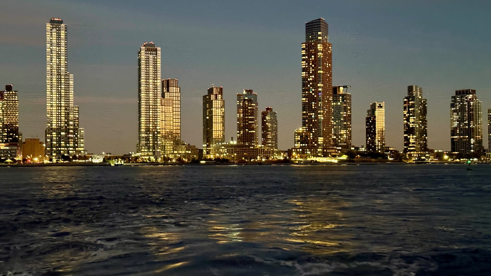 Wall Street Wallpapers - Wallpaper Cave