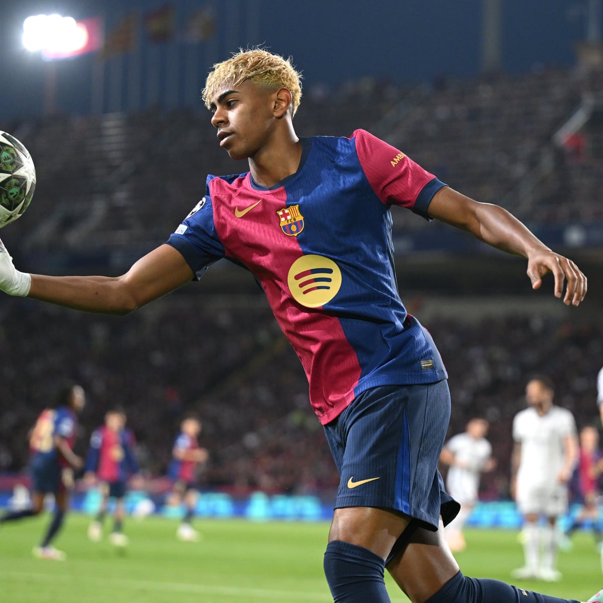 Lamine Yamal Crown Celebration Wallpapers - Wallpaper Cave