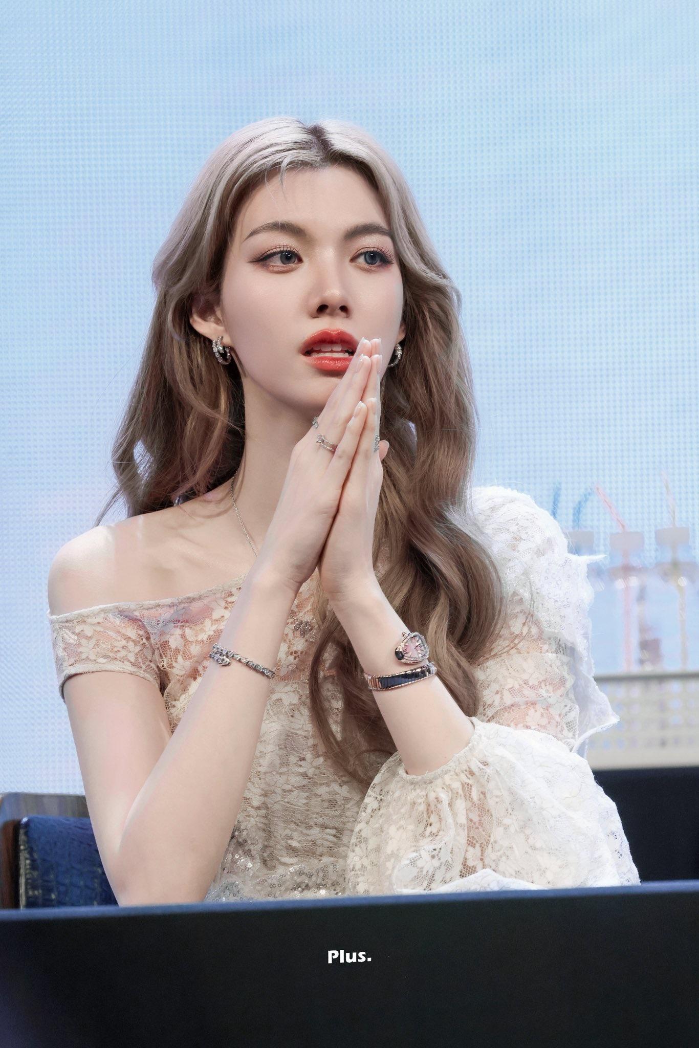 Orm Kornnaphat Wallpapers - Wallpaper Cave