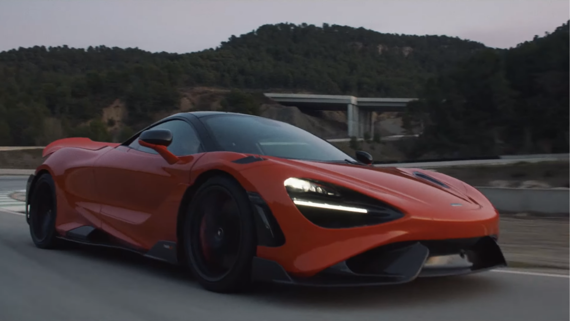 McLaren 765LT Orange On Road Wallpapers - Wallpaper Cave
