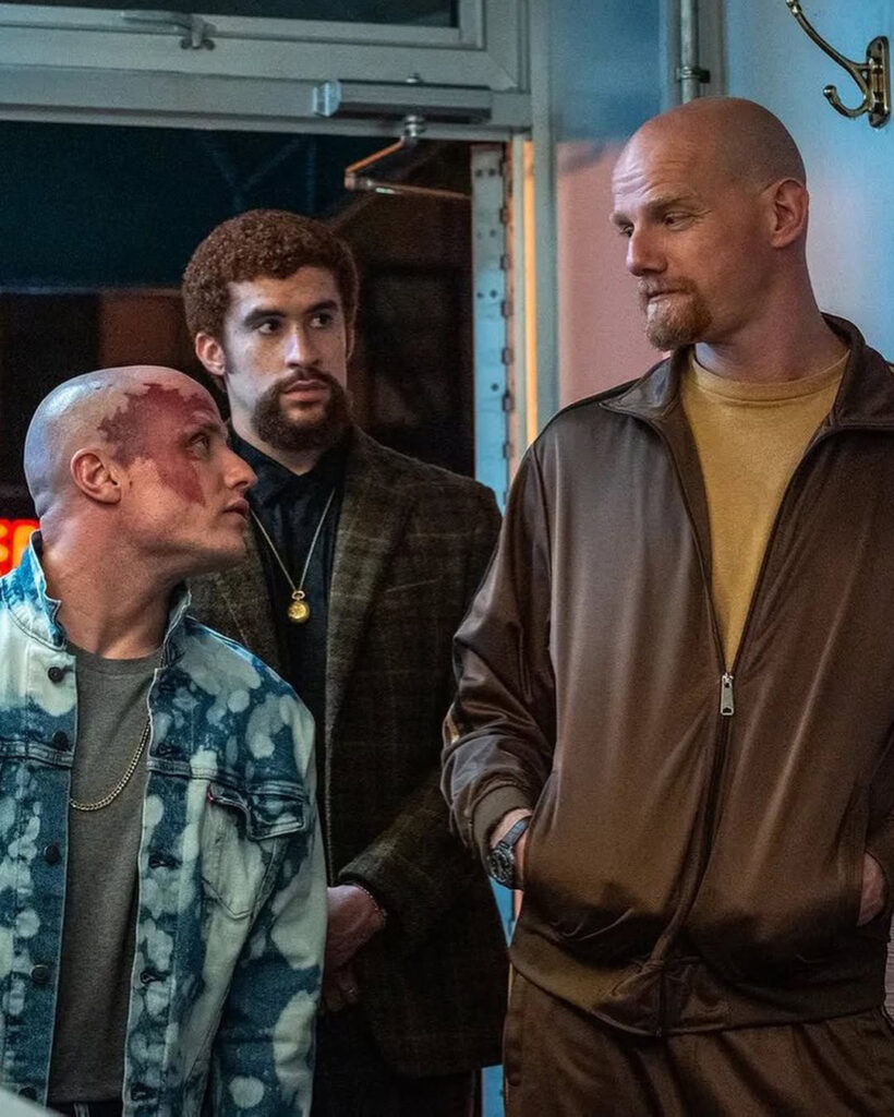 Caught Stealing Wallpapers - Wallpaper Cave