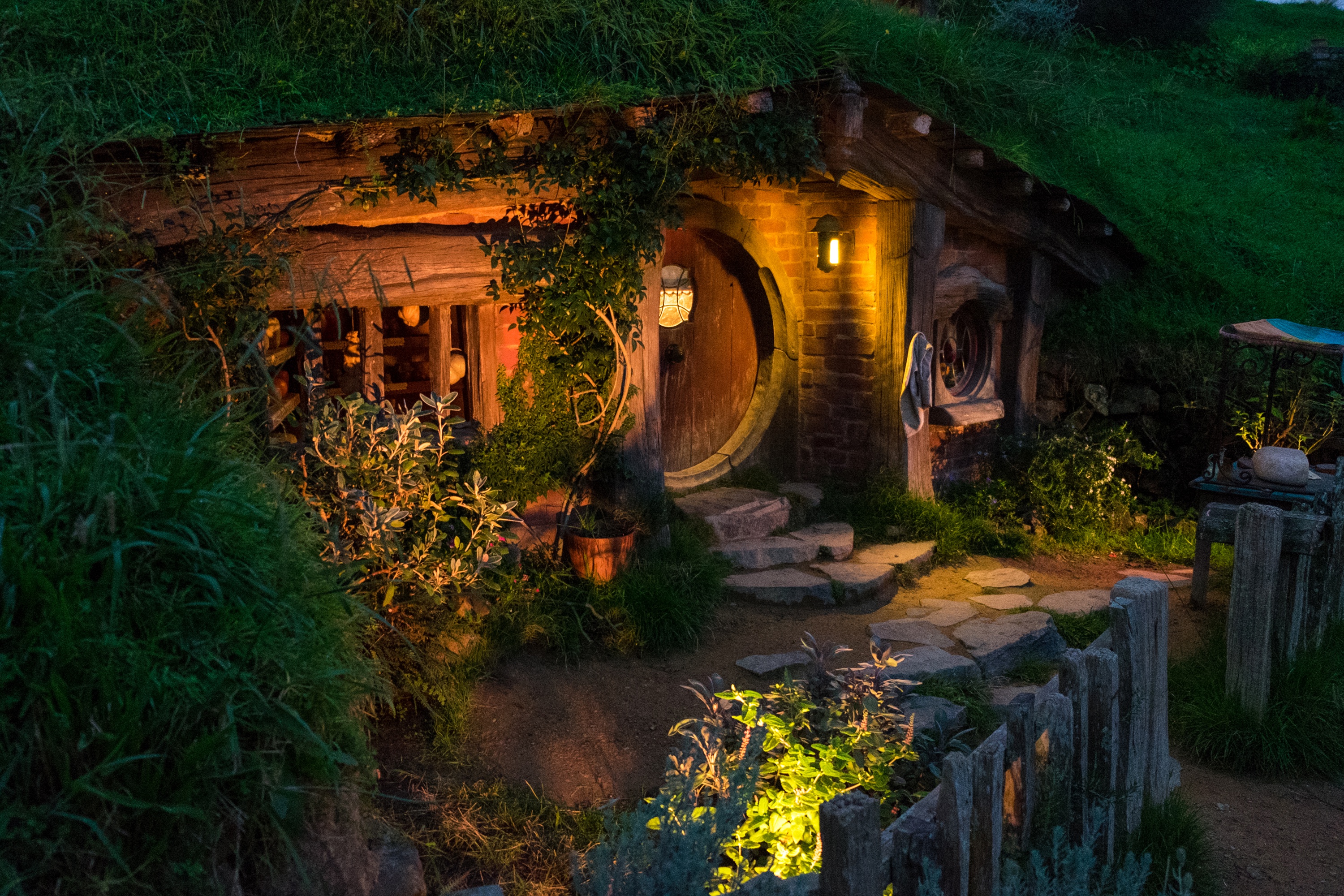 Hobbit Hole Desktop Wallpapers - Wallpaper Cave