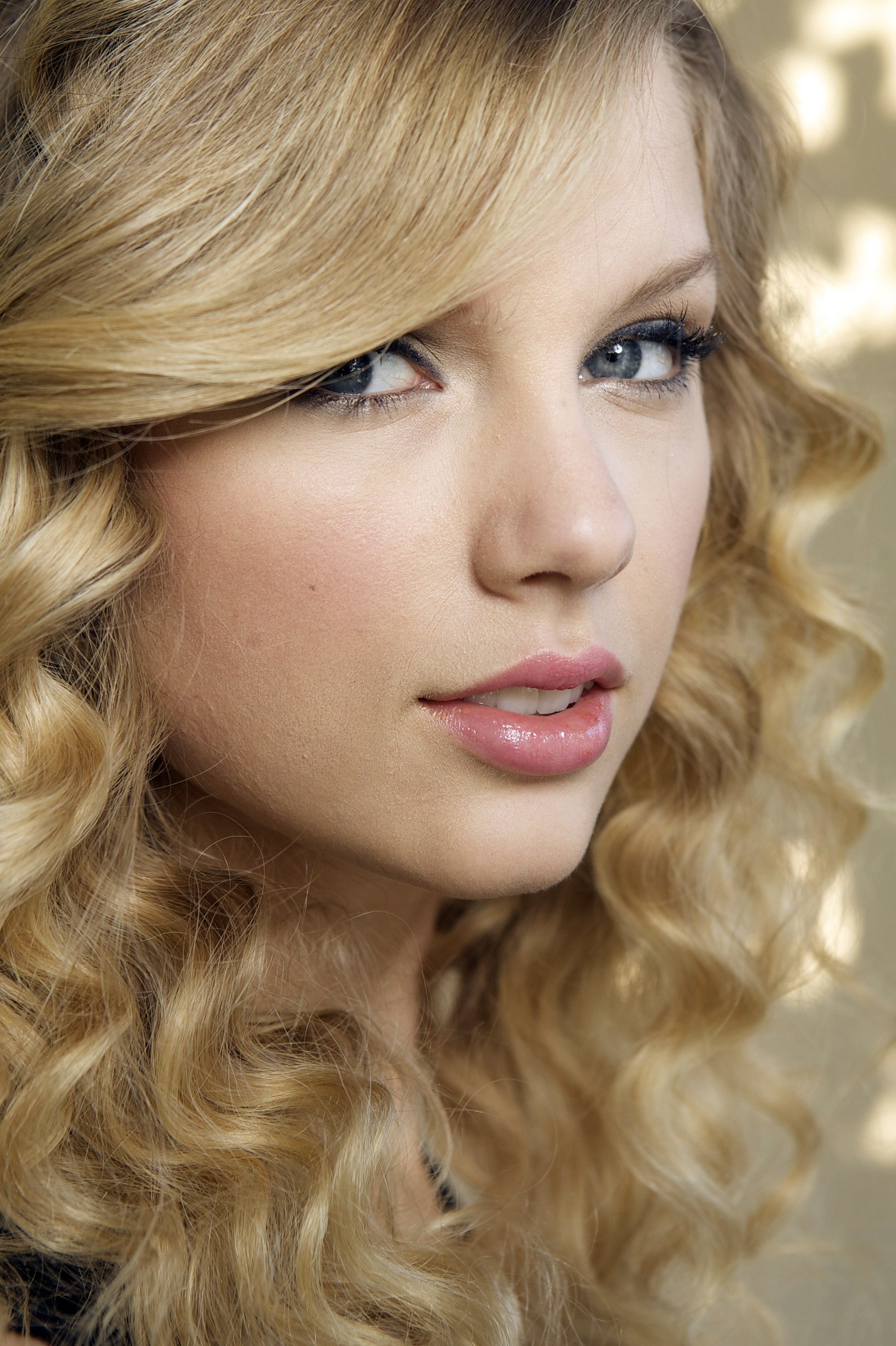 Taylor Swift Face Wallpapers - Wallpaper Cave