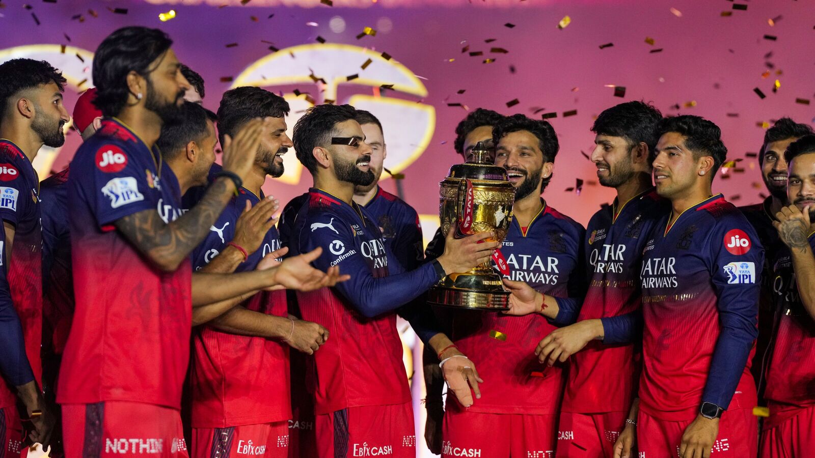 RCB Trophy Wallpapers - Wallpaper Cave