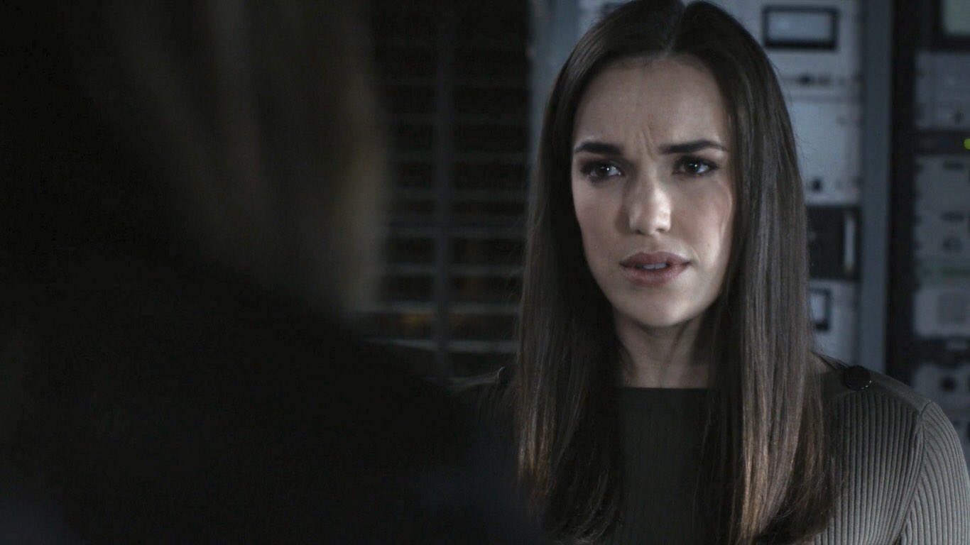 Jemma Simmons Wallpapers - Wallpaper Cave