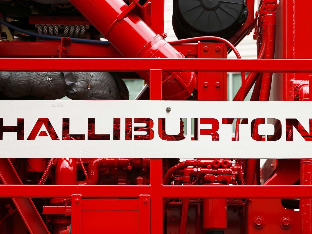 Halliburton Wallpapers - Wallpaper Cave