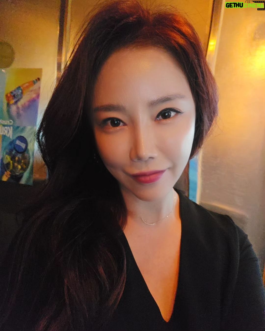 Lee Chae-dam Wallpapers - Wallpaper Cave