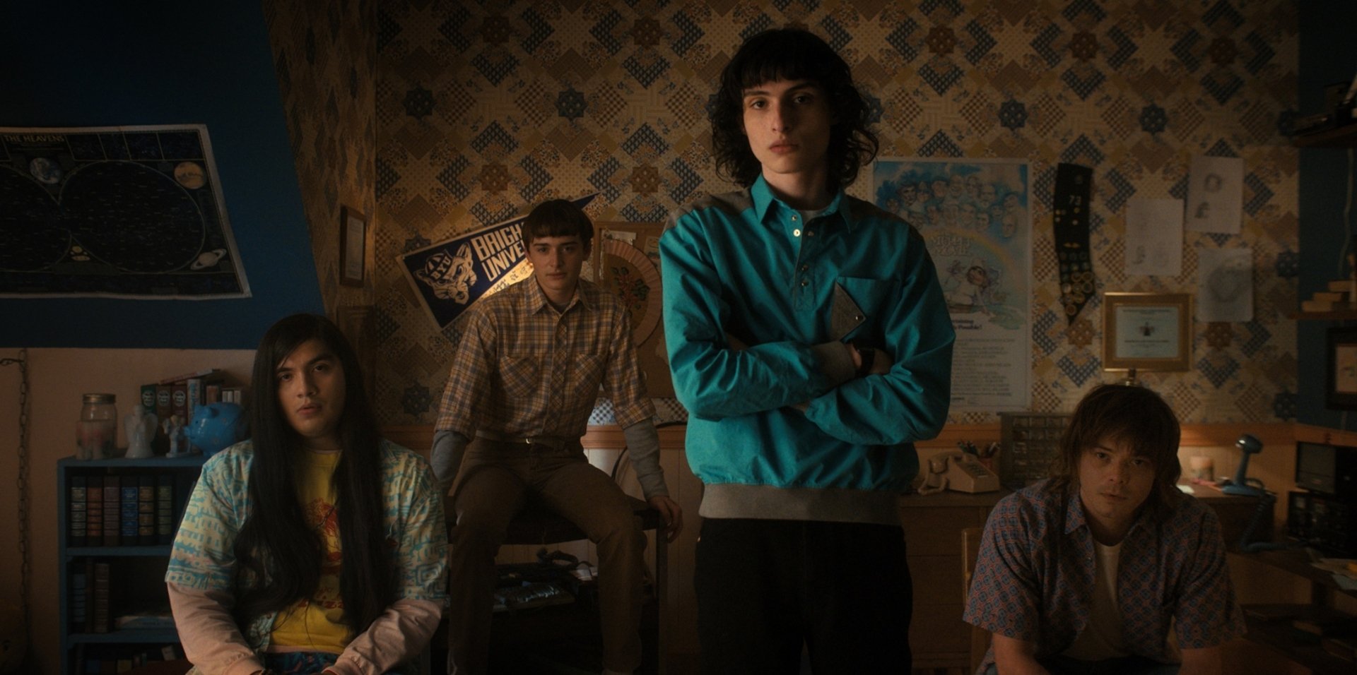 Stranger Things Crew Wallpapers Wallpaper Cave