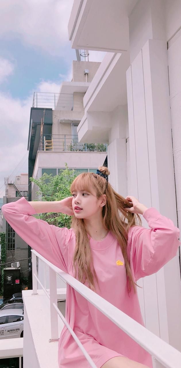 Blackpink Lisa Cute Wallpapers - Wallpaper Cave