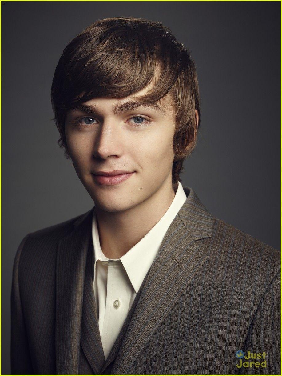 Miles Heizer Wallpapers - Wallpaper Cave