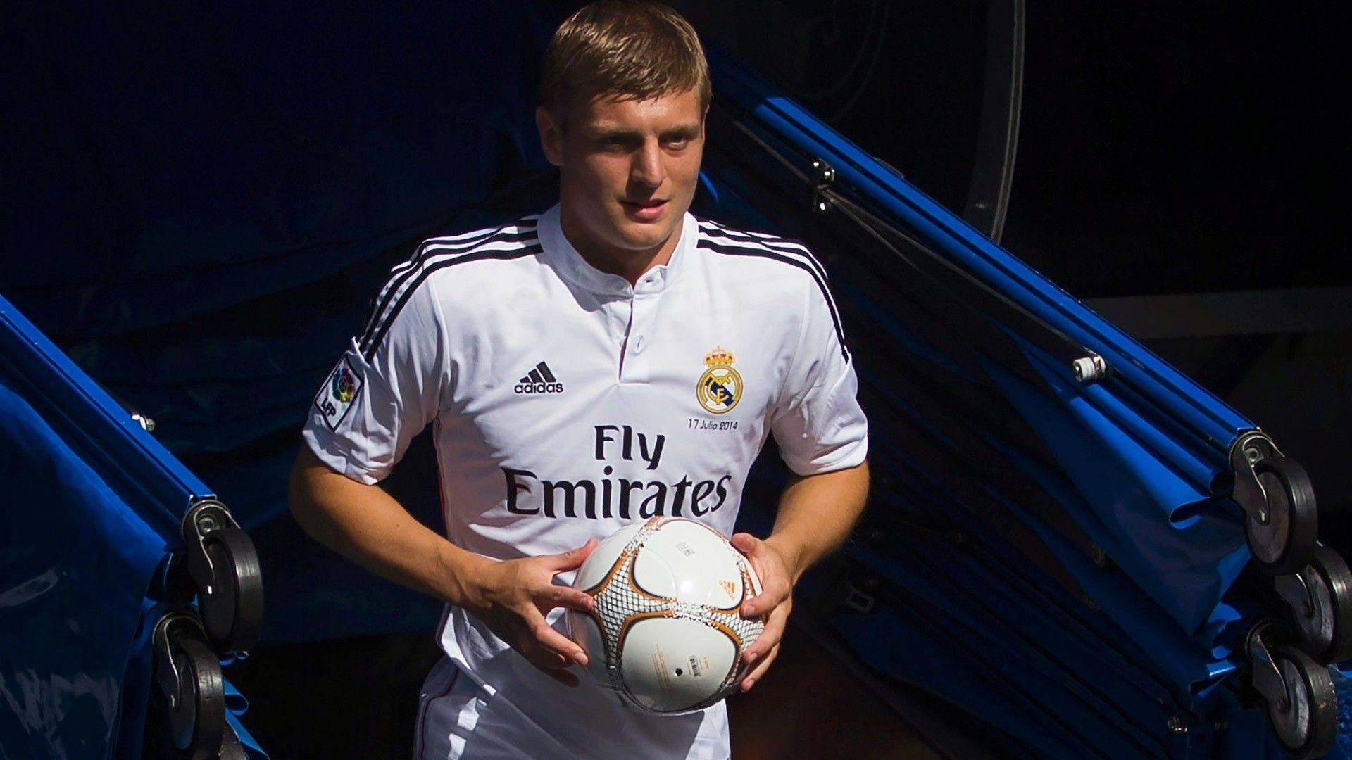 Kroos Wallpapers - Wallpaper Cave