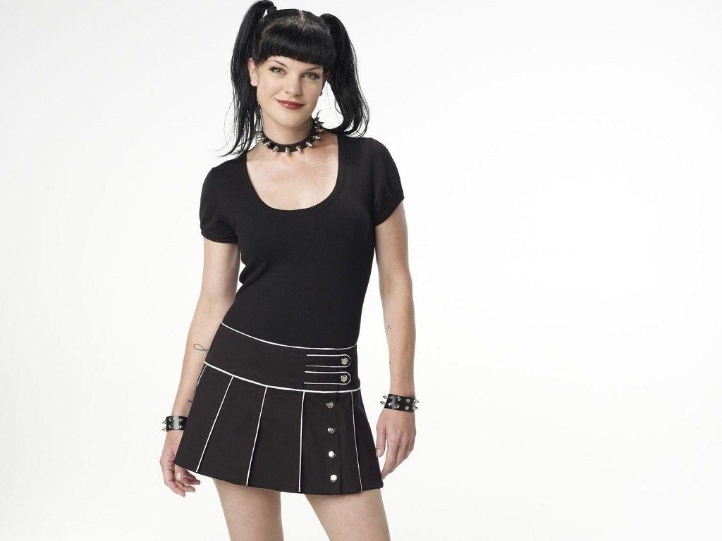 Pauley Perrette Wallpapers - Wallpaper Cave
