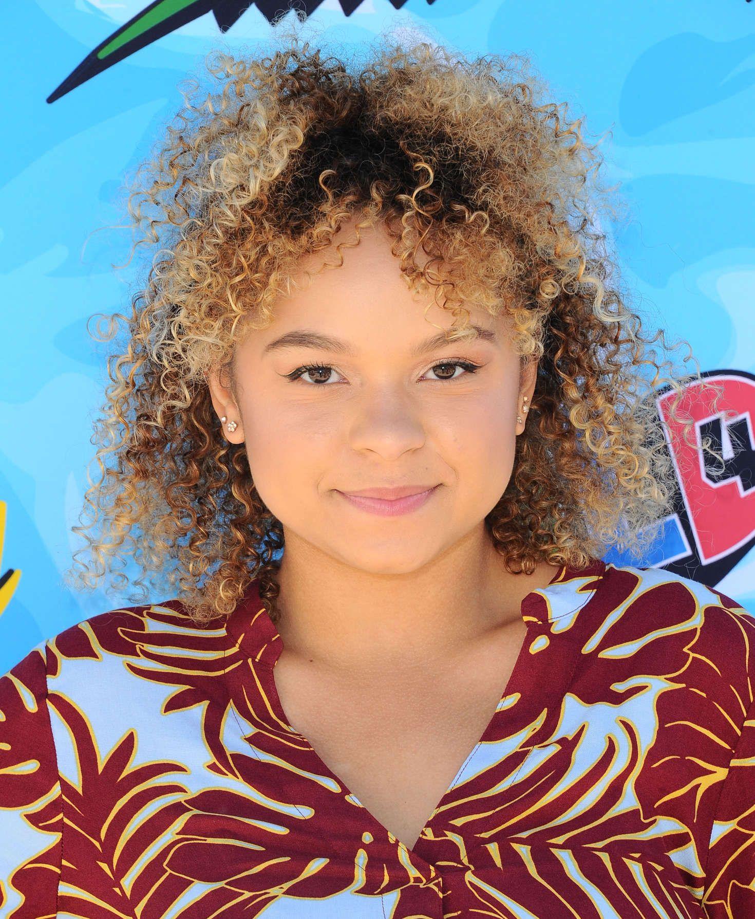 Rachel Crow Wallpapers - Wallpaper Cave