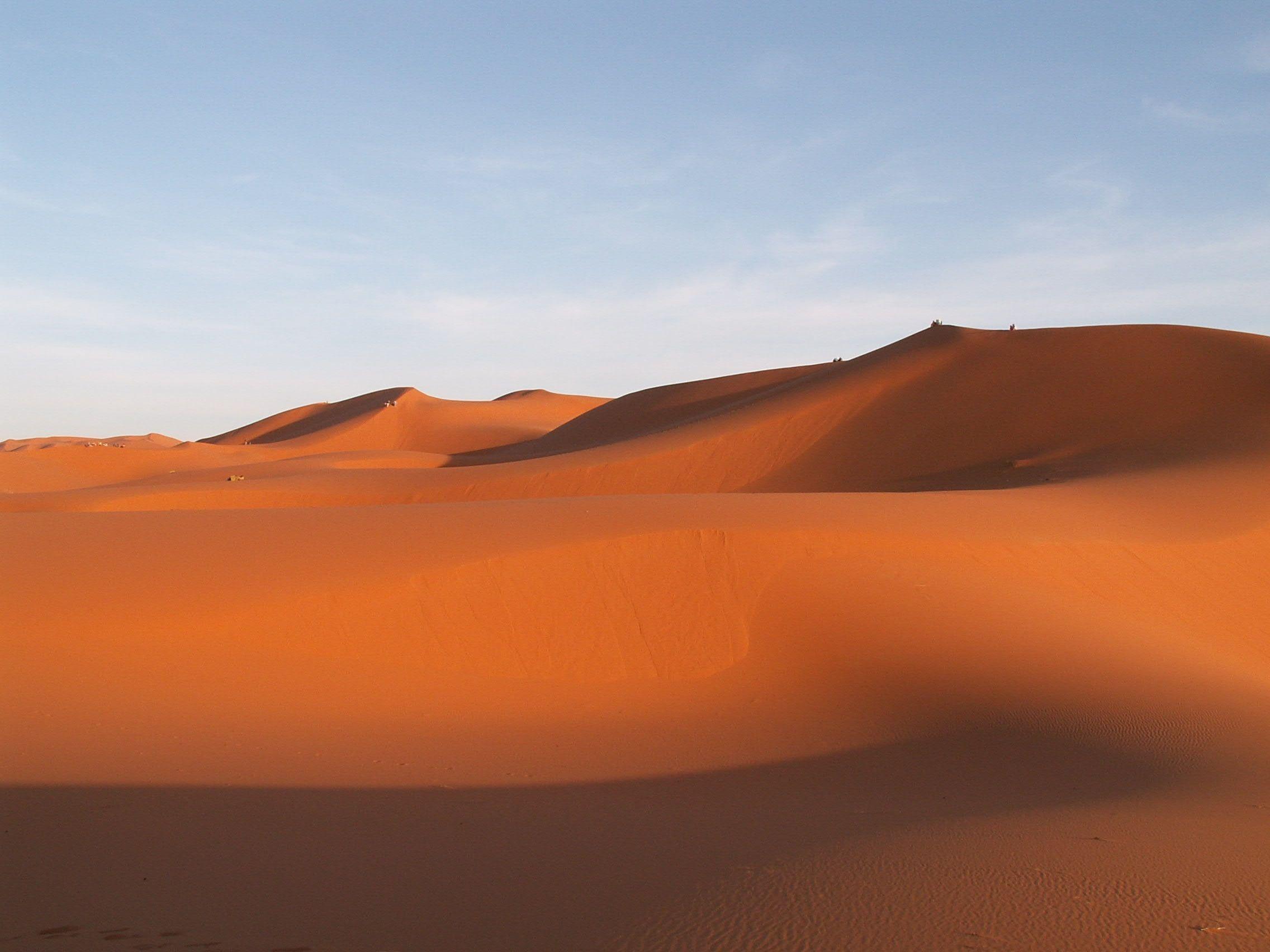 Cloudy Deserts Wallpapers - Wallpaper Cave