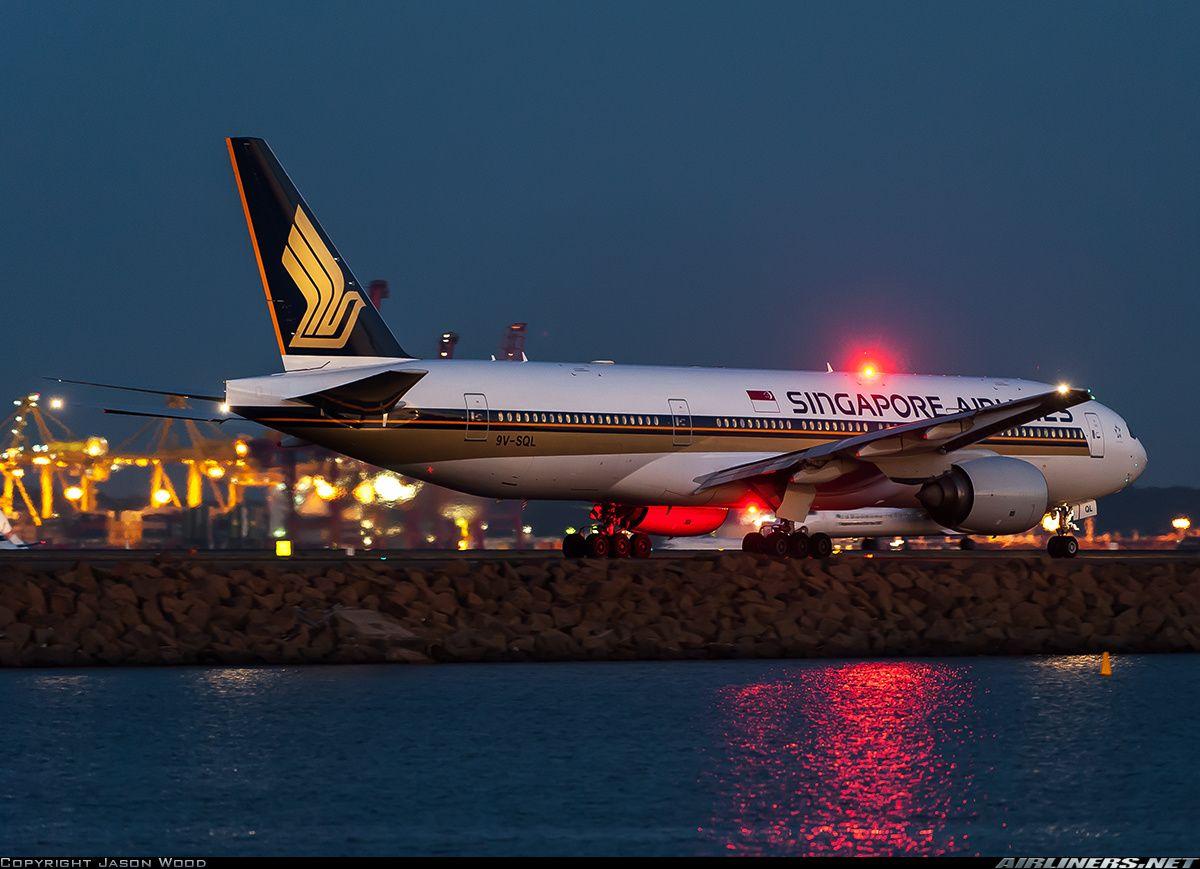 B777 Night Wallpapers - Wallpaper Cave