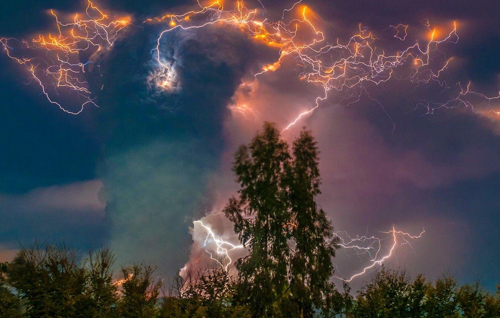 Volcano Eruption Wallpapers - Wallpaper Cave