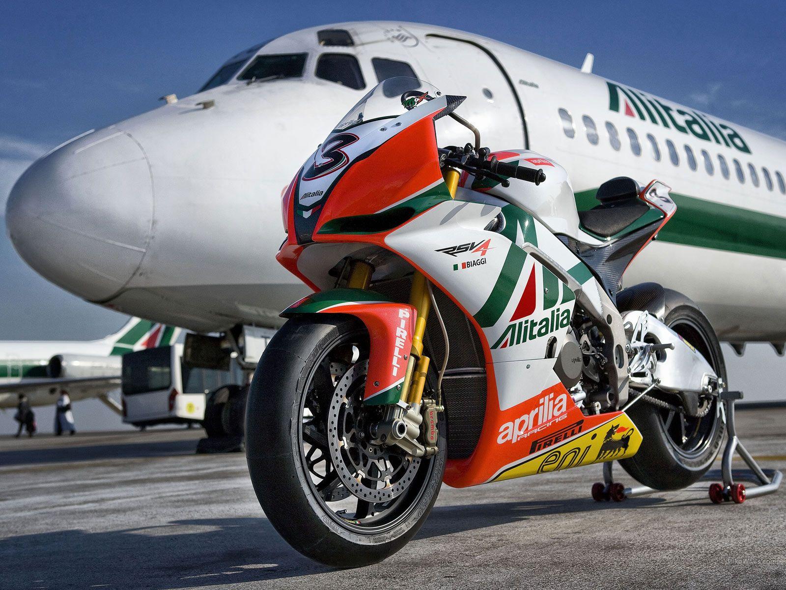 Aprilia RSV4 Wallpapers - Wallpaper Cave