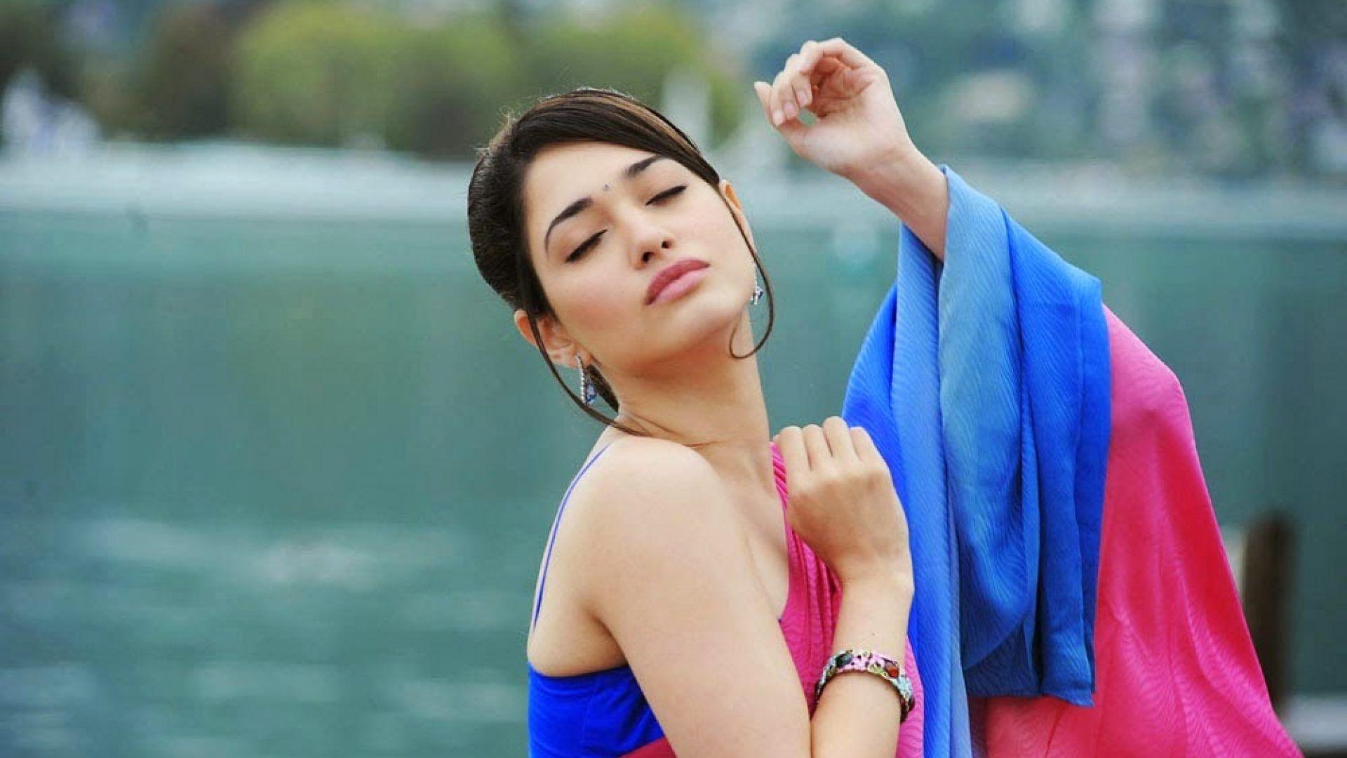 Tamanna Bhatia HD Saree Wallpapers 1920x1080 - Wallpaper Cave