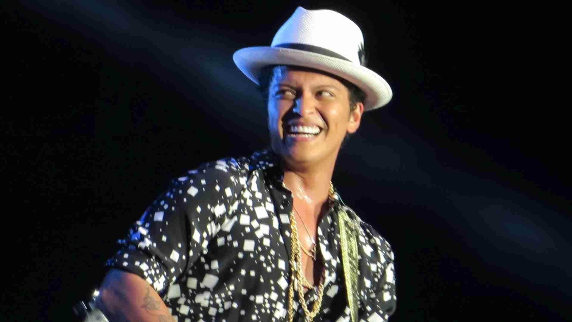 Bruno Mars Grenade Wallpapers - Wallpaper Cave