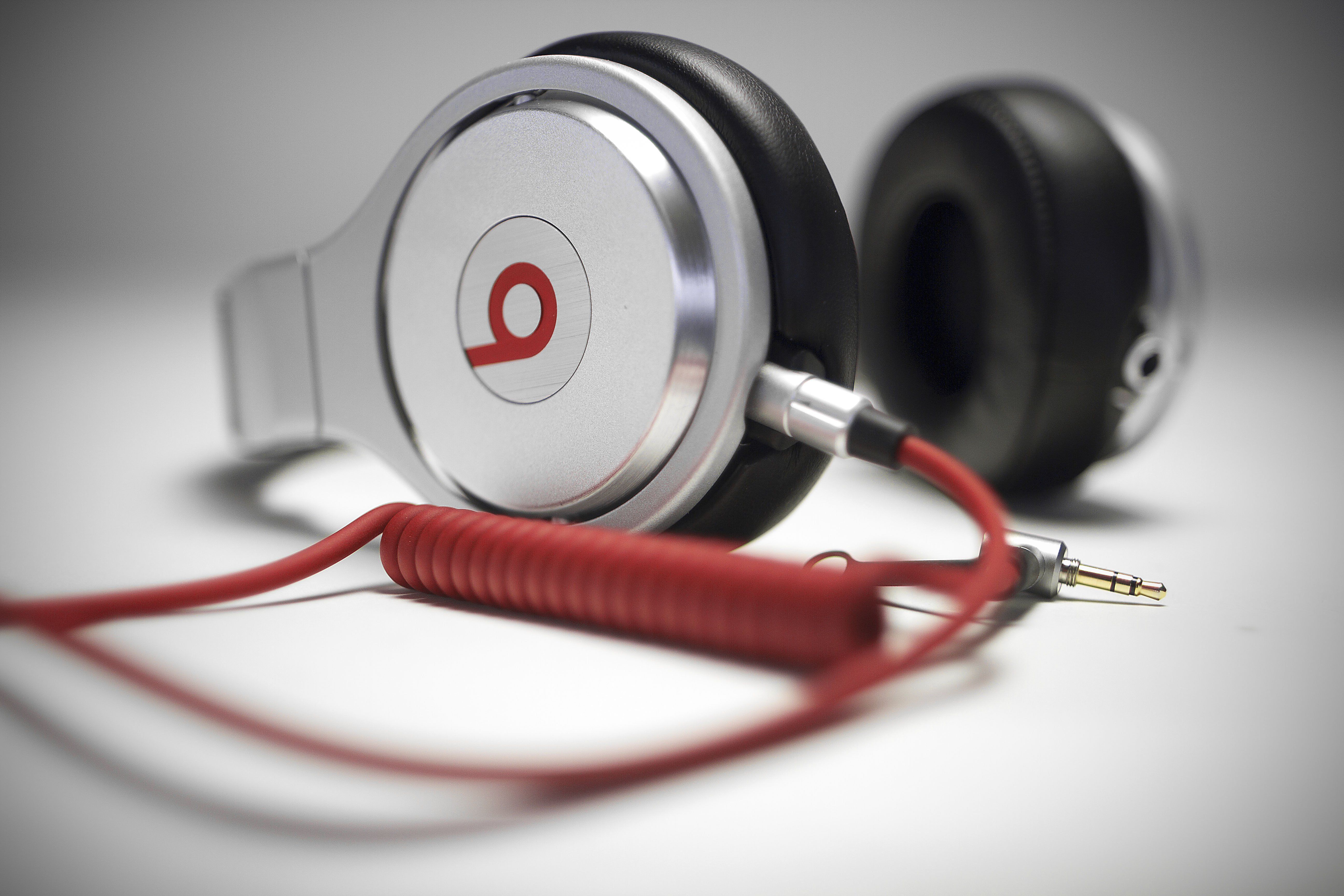 Beats Wallpapers - Wallpaper Cave