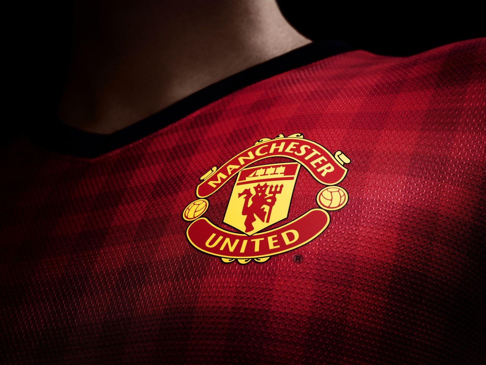 Man United Logo Wallpapers - Wallpaper Cave